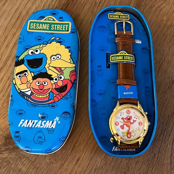 Sesame Street | Accessories | Sesame Street Fantasma Vintage Elmo Watch ...